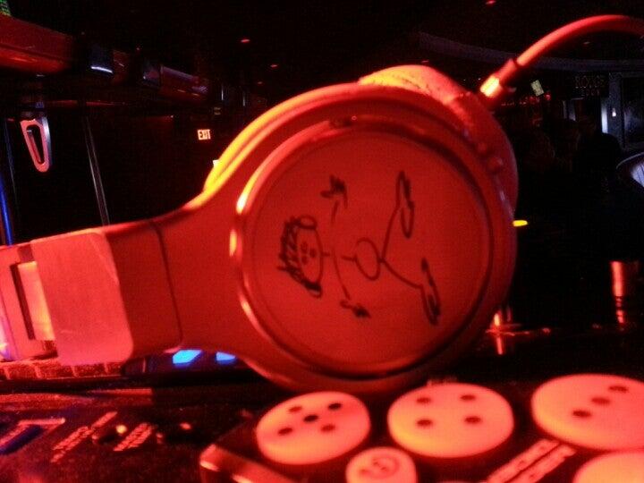 Boudoir Rouge - Calgary - Nextdoor