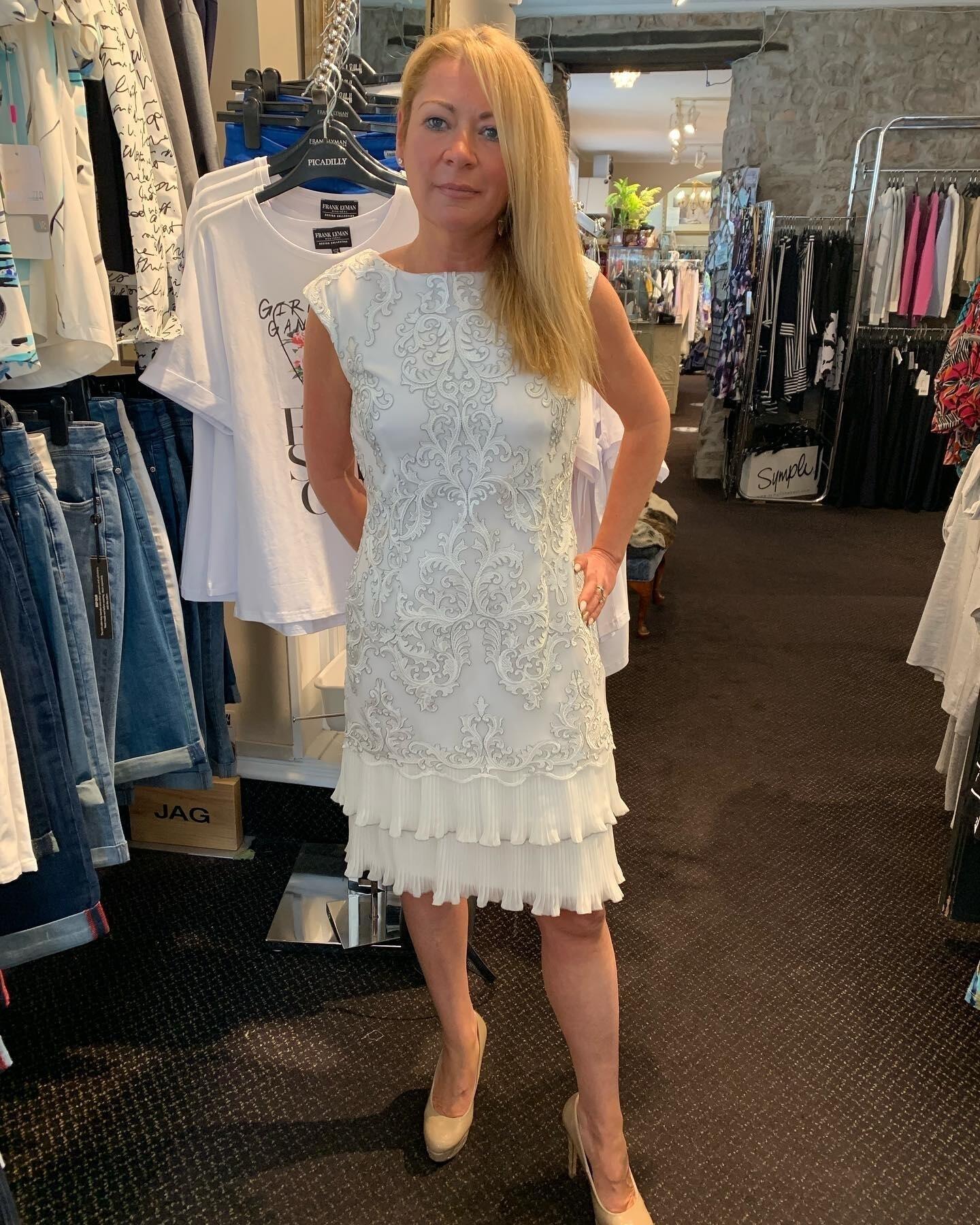 Kari's Of Ancaster - Ancaster - Nextdoor